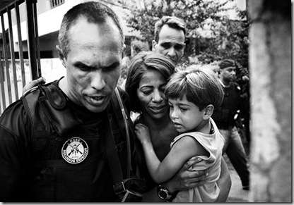 OLTRE IL MURO: ARTE e FOTOGRAFIA: THE GANGS OF RIO